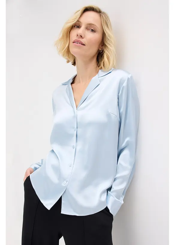 Elegant satengbluse - pudderblå